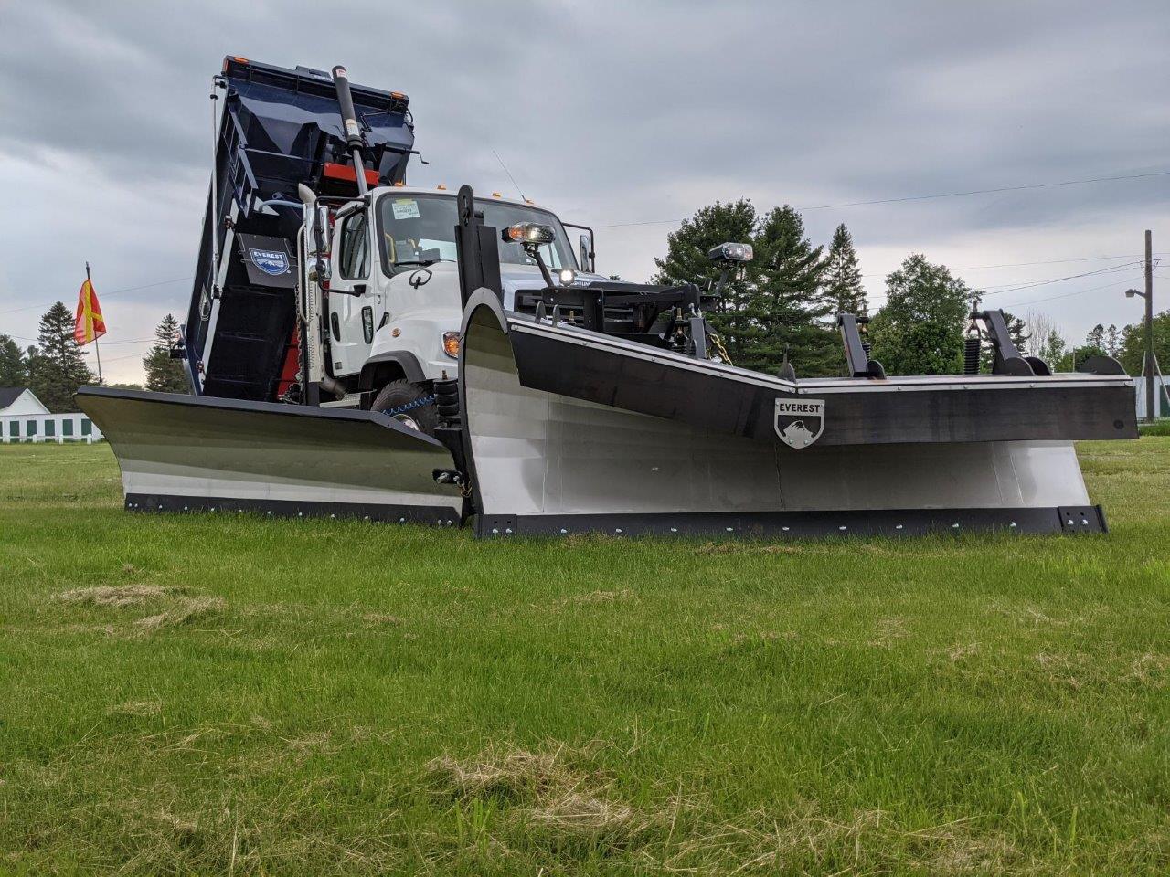 Everest Equipment | Demo Truck 1