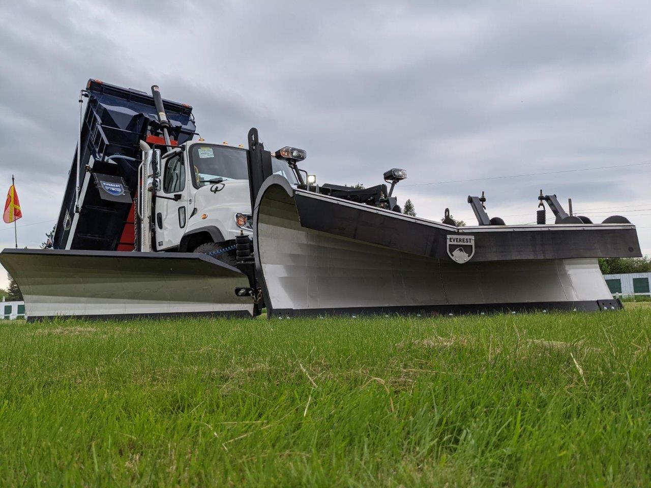 Everest Equipment | Demo Truck 1