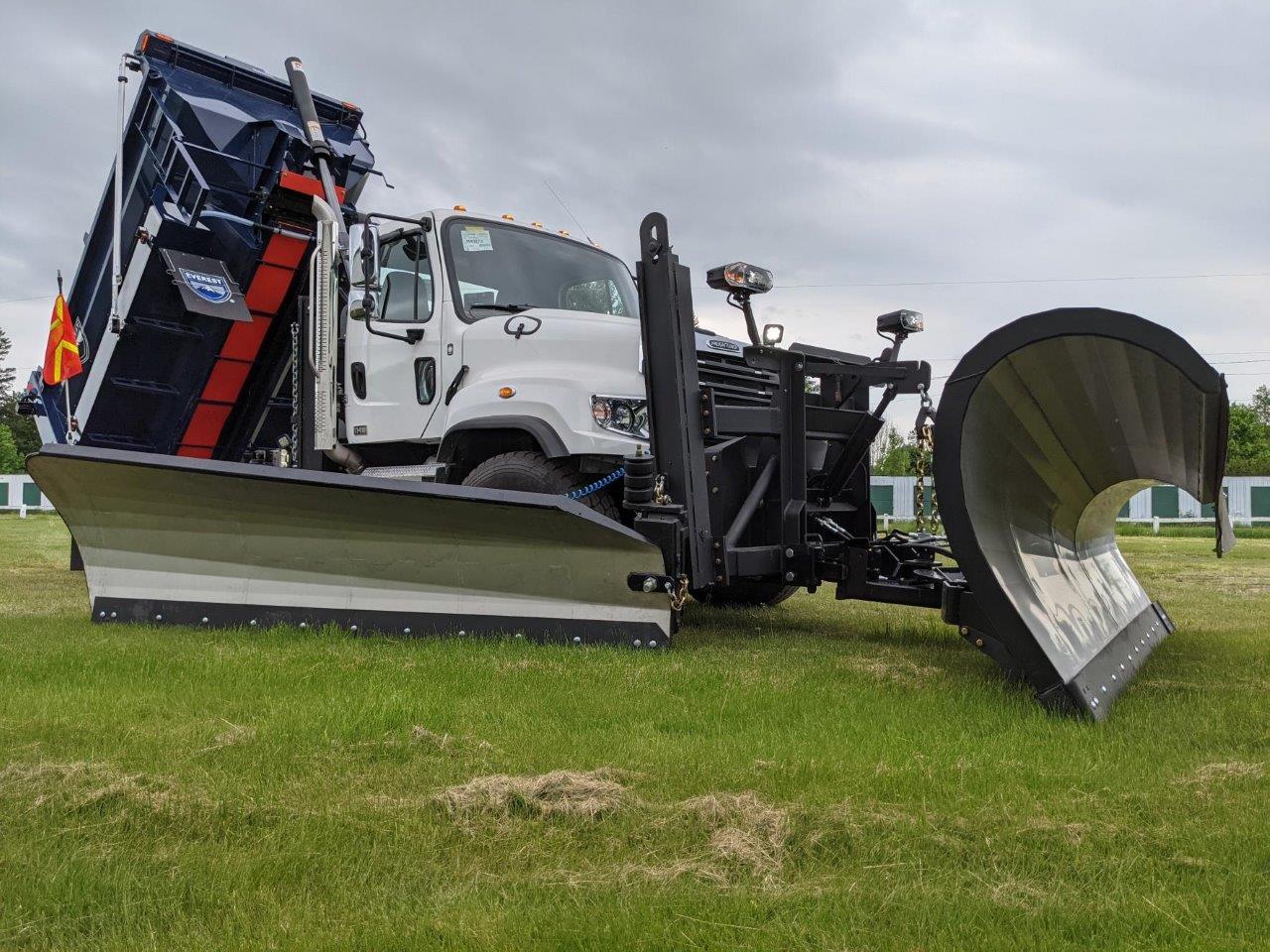 Everest Equipment | Demo Truck 1